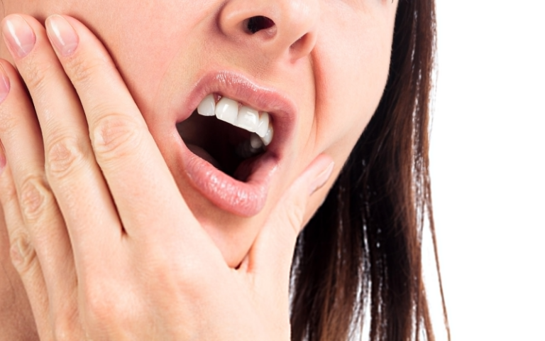 Warning Signs Your Tooth Infection May Be Spreading to the Brain